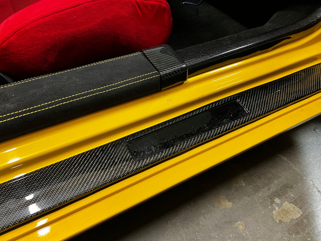 NSX Gloss Carbon Fiber Outer Door Sills with cutouts for OEM Nameplate ...